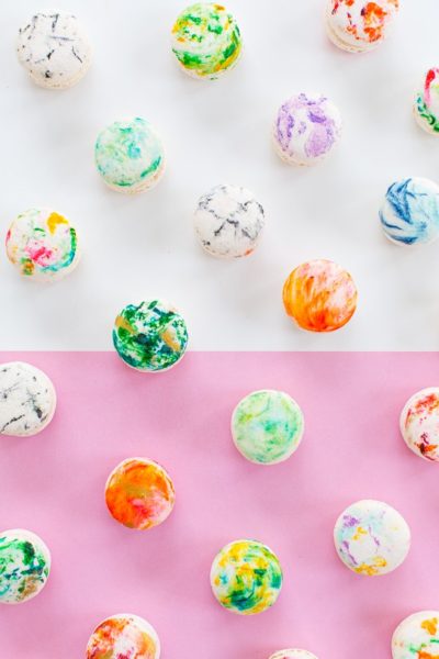 An Ode to Macarons | Sugar & Cloth DIY Macaron Favorites